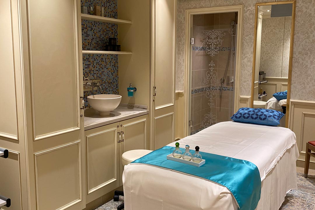 Carnival Venezia Cruise Ship Details | CruiseWise